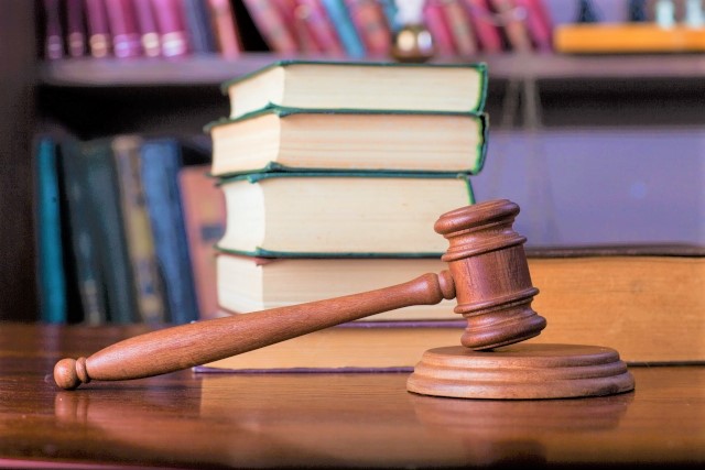 “米国意匠出願” 包袋禁反言(File Wrapper Estoppel)に関するCAFC判決～複数実施例における限定要求～ | KENJA ...